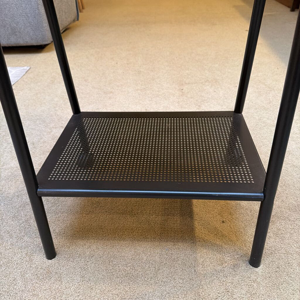 2 Tier Black Rolling Cubby Cart – Ballard Consignment