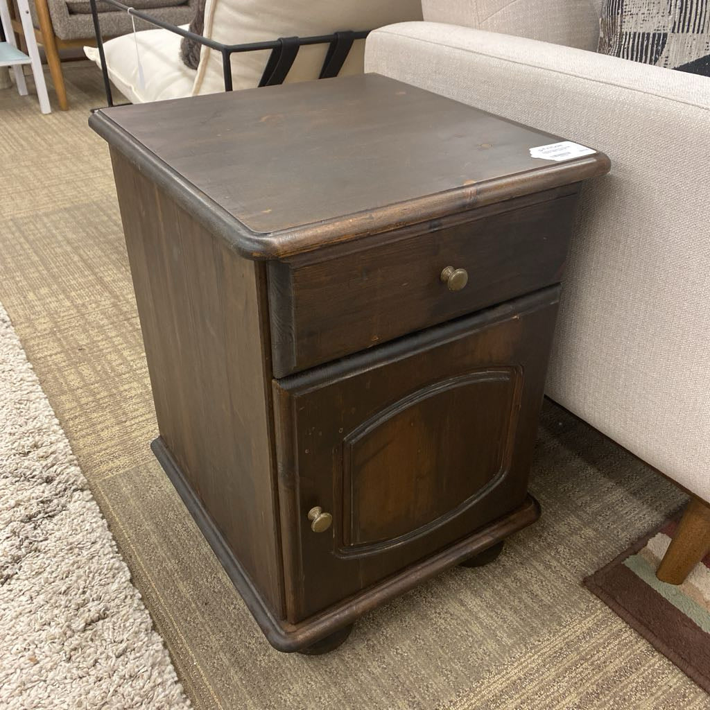 Antique Raised Panel Small Cabinet Side Table – Ballard Consignment