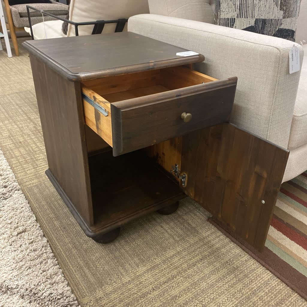 Antique Raised Panel Small Cabinet Side Table – Ballard Consignment